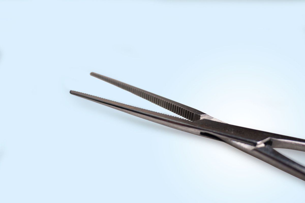 Forceps Lockable - 20cm